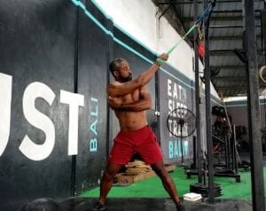 5 Amazing Resistance Band Stretches for Shoulders – ABrotherAbroad.com