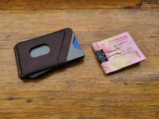 Ultimate Grip6 Wallet Review: Minimalist, Secure, High Quality, and ...